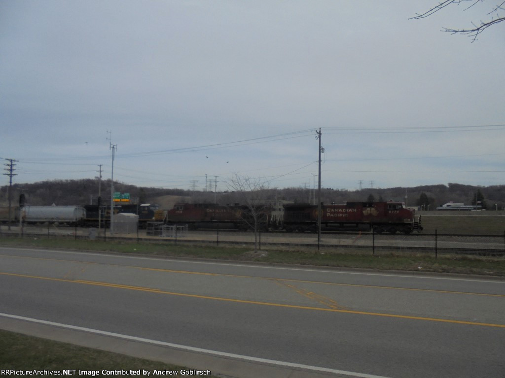 CSX 7806, CP 9774 & 8509
